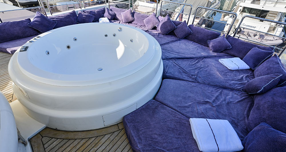 AZIMUT LEONARDO 98 – Sailing Plus Mega Yachts- Lebanon